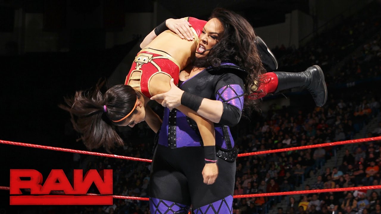 Bayley vs. Nia Jax: Raw, Oct. 31, 2016 - YouTube