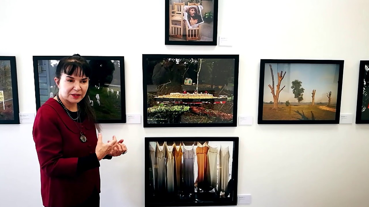 Photographer Jessica Hines talking in Studio Bizio Gallery - YouTube