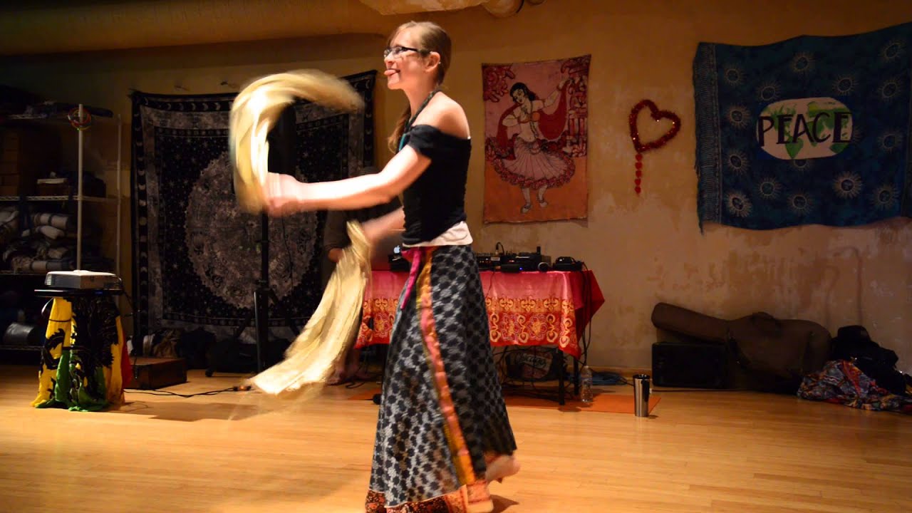 Katherine Ciecko at Chi! Ka! Go! 6-Year Anniversary - YouTube
