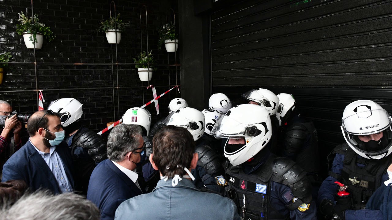 Ο Δ. ΚΟΥΤΣΟΥΜΠΑΣ ΓΙΑ ΤΗΝ ΕΠΙΘΕΣΗ ΤΩΝ ΜΑΤ ΣΤΗ ΣΥΓΚΕΝΤΡΩΣΗ ΤΟΥ ΚΚΕ - YouTube