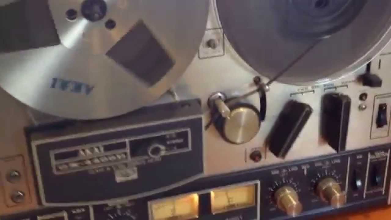Akai GX-4400D reel to reel - YouTube