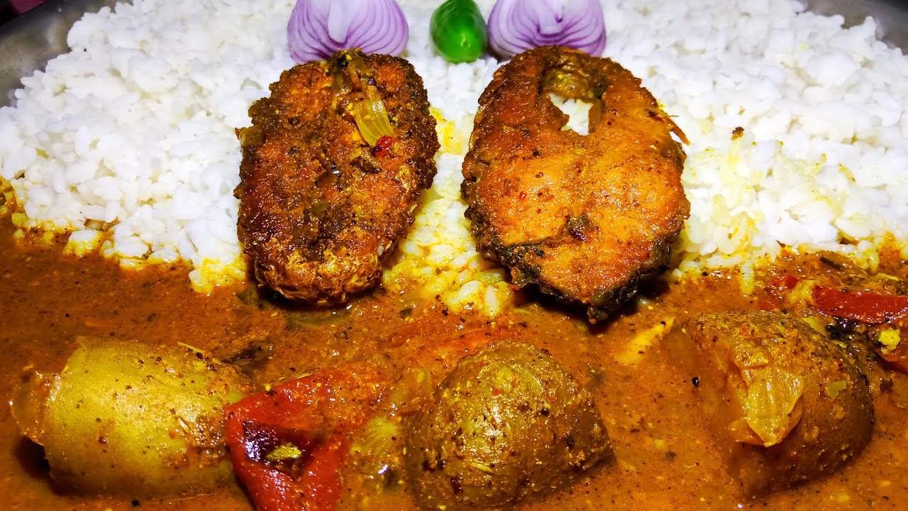 Eating Fish curry Rice show || Macha Tarakari Eating Challenge ...