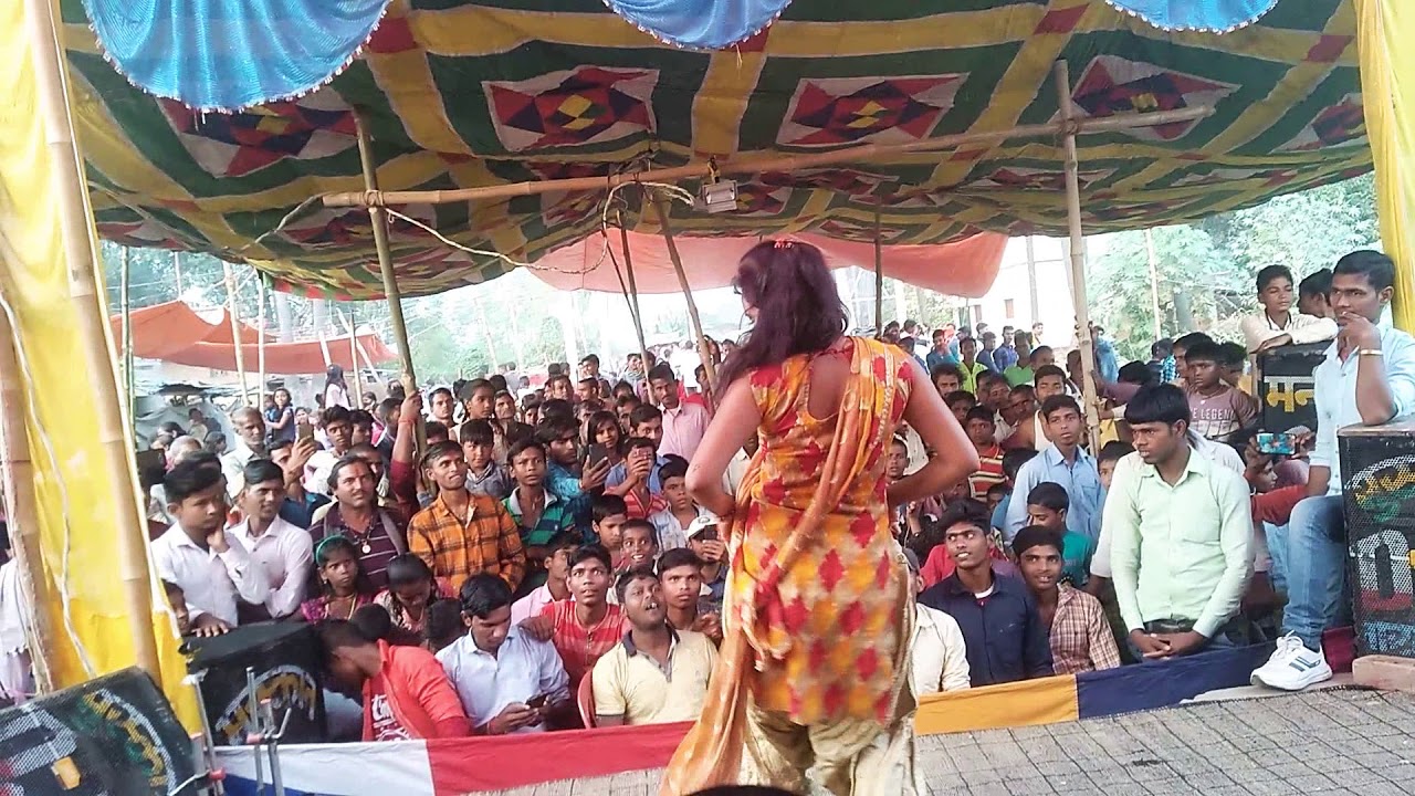 Chhalkata hamro jabaniya e raja bhojpuri song - YouTube