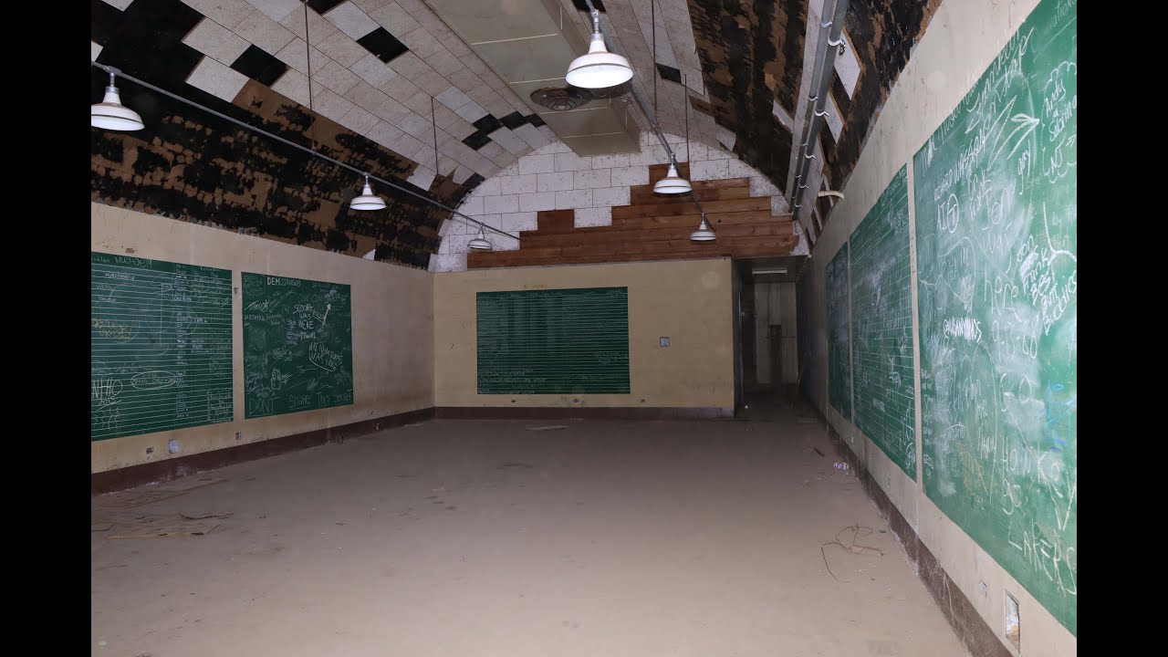 Battery Arizona, Oahu Hawai'i - YouTube