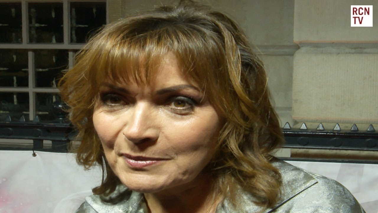 Lorraine Kelly Interview The Millies Awards & Wedding Day Winners - YouTube