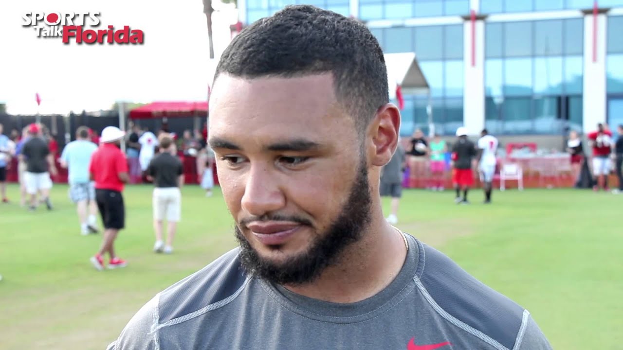 Bucs' Eric Page Talks Returner Competition and Tedford's Offense - YouTube