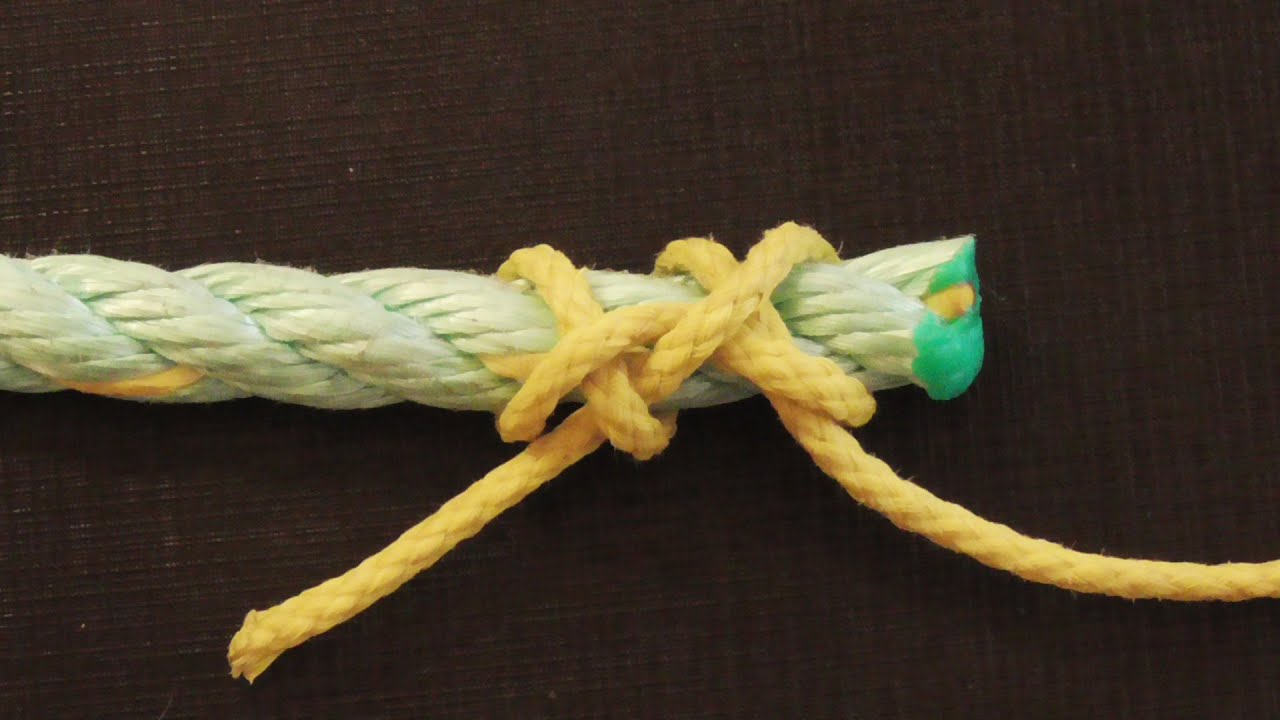 How To Tie The Queen Clara Hitch Knot - YouTube