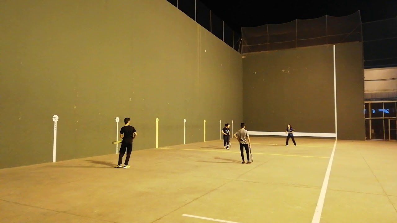 Frontenis entrenamiento club frontenis Rivas mixto parte 1 - YouTube