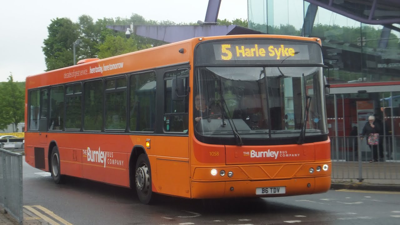 Transdev Blazefield (Burnley) 1058 B6 TDV (Y158 HRN) Volvo B10BLE ...