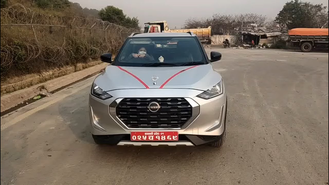 Nissan Magnite Turbo Blade Silver Color - YouTube