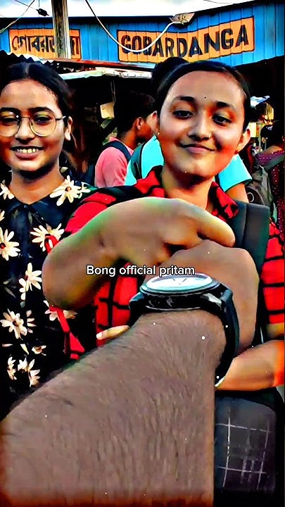 Cute Girl Giving Chocolate । Cute Girl Surprised ️viral Trending Shorts Viralvideo