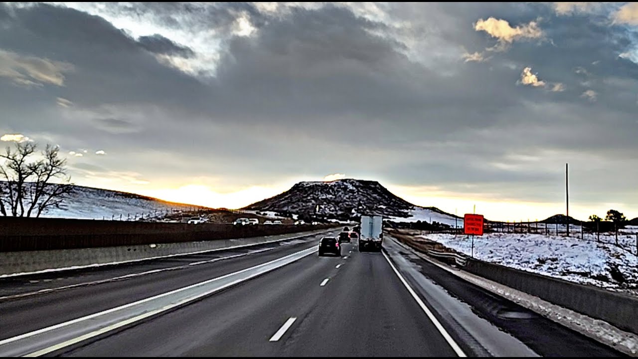 ICE & FREIGHT 🥶🚚💨 Live Box Truck Haul in Colorado's Winter Snow ...