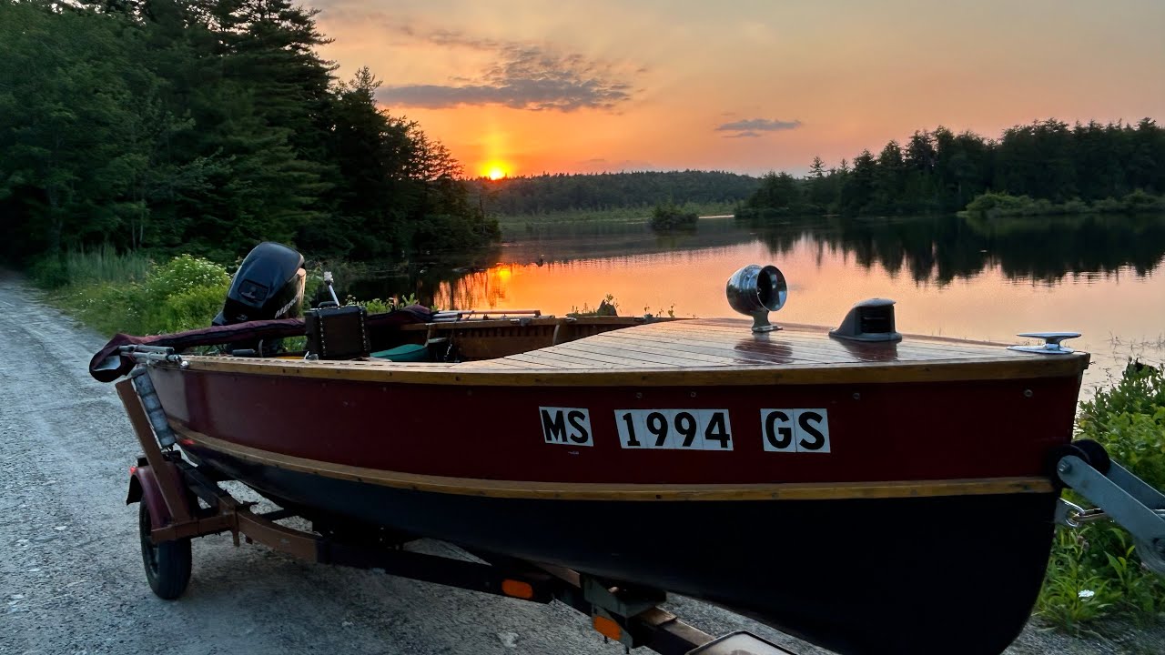 SunSet French River Boat - YouTube