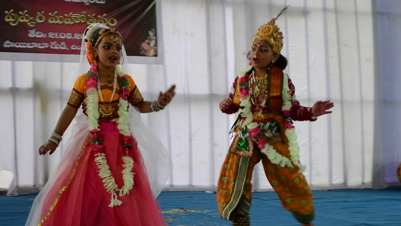 sragvi as sri krishna - YouTube