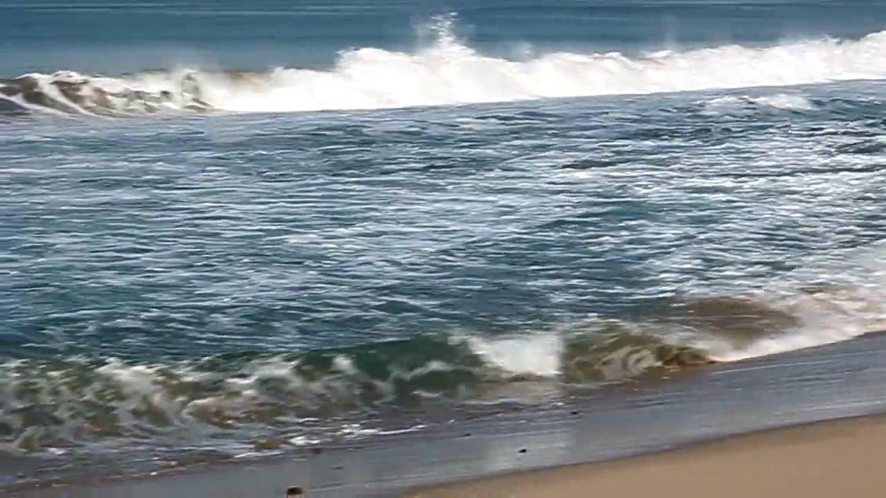 Listen to the sound of Ocean Waves - YouTube
