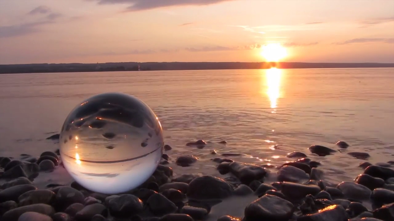 Human Transcendence - The light of consciousness - YouTube