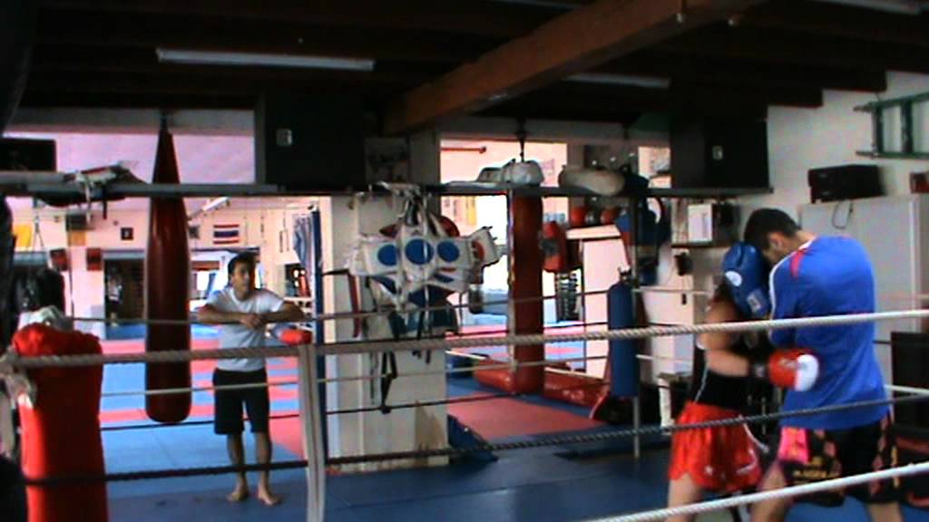 sparring Ducastel Stéphanie avec réda - YouTube