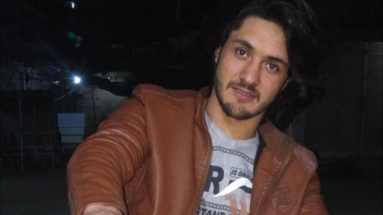 Hush No Aretam Tan Daqio||SYED AZHARUDDIN SHAH||Khowar Old Song - YouTube