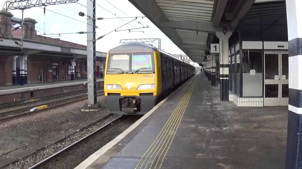 Northern Rail Class 321 - 321903 Departing Wakefield Westgate On 2B15 ...