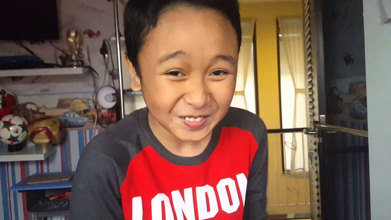 Weird Magician 10/10 IGN Part 2 - YouTube