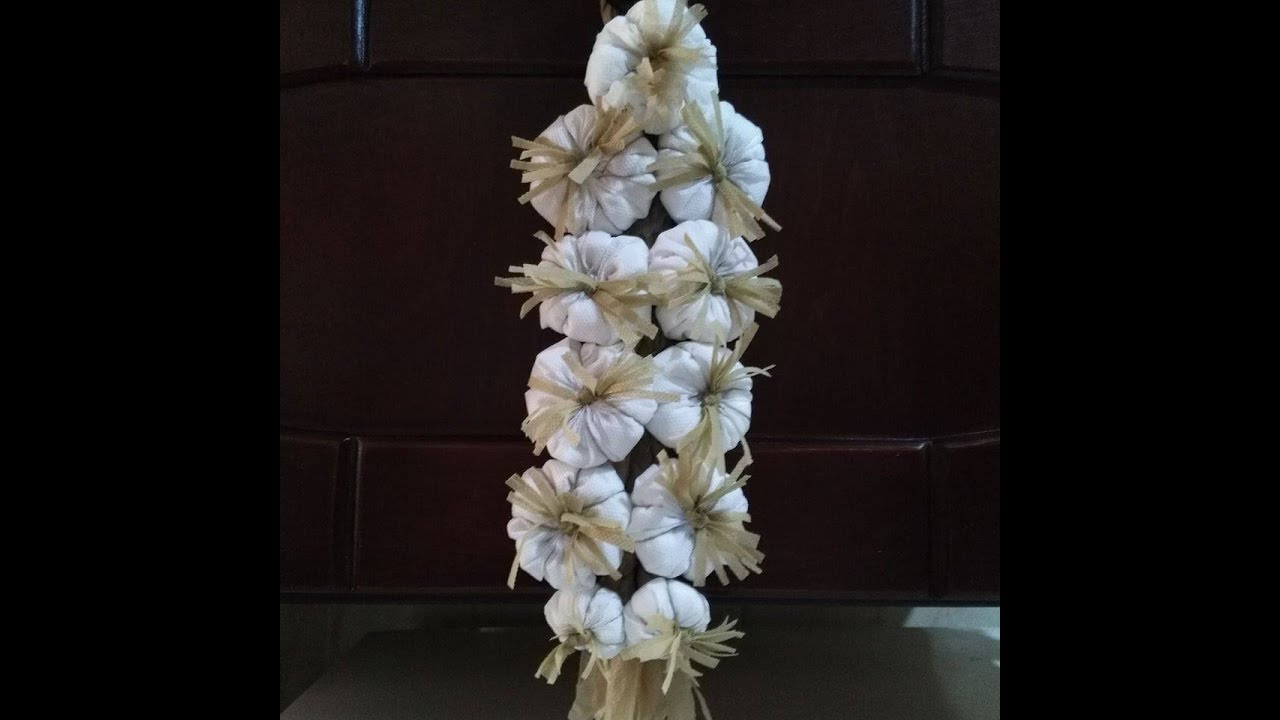 Easy DIY Kitchen Decorating - How to Make Garlic out of Fabric ...