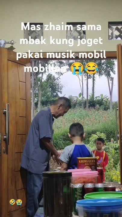 mas zhaim joget sama Mbah kung - YouTube