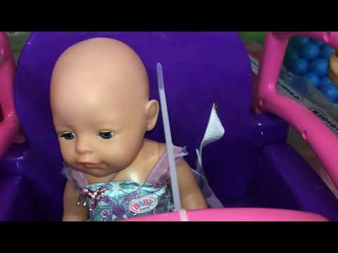 Let’s go Shopping to Toys Store with Eva