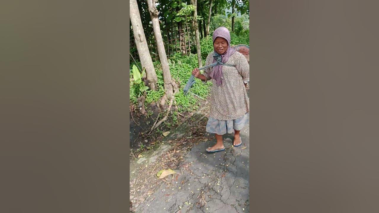 Mbak war brangkat ngahret - YouTube