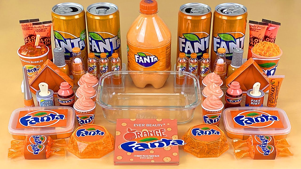 FANTA ORANGE SLIME | Mixing makeup and glitter into Clear Slime ...