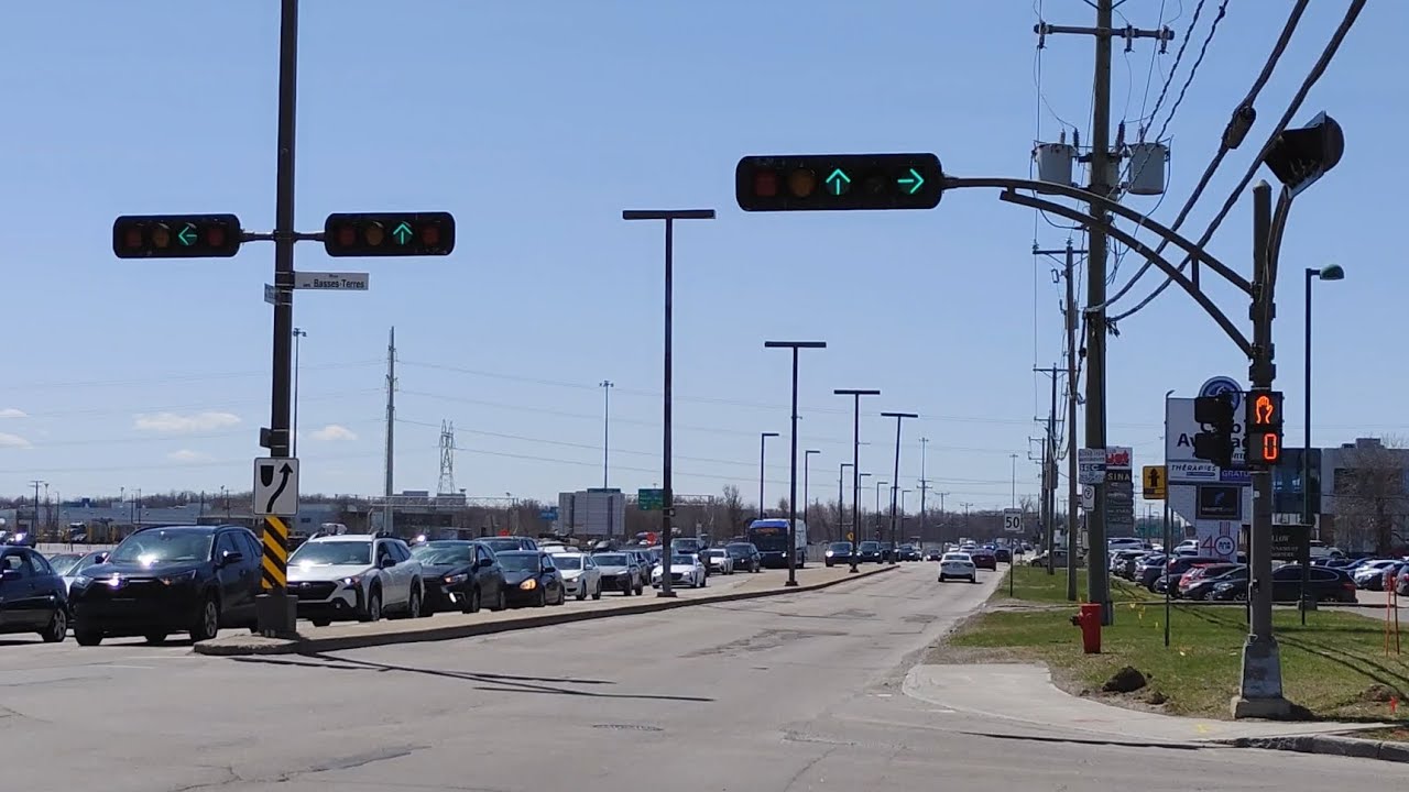 Traffic Signal Phasing/Phasage des feux de circulation Rue Bouvier et ...