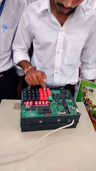 Learning 8085 Microprocessor: Practical Approach#shorts - YouTube