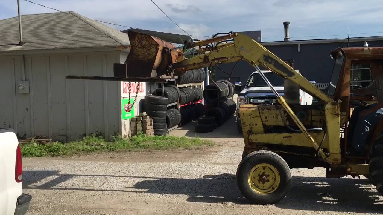 Ford 3550 Tractor Front Loader Gas Engine - YouTube