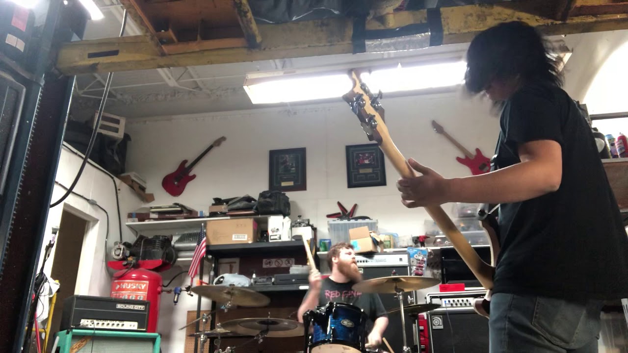 Computer catches FIRE .MOV (corruption) - YouTube