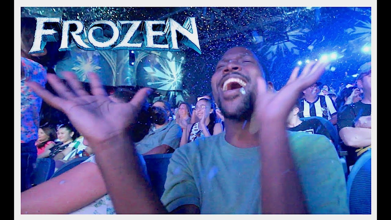 MAN FREAKS OUT AT DISNEY WORLD FROZEN SING-ALONG | Hollywood Studios ...