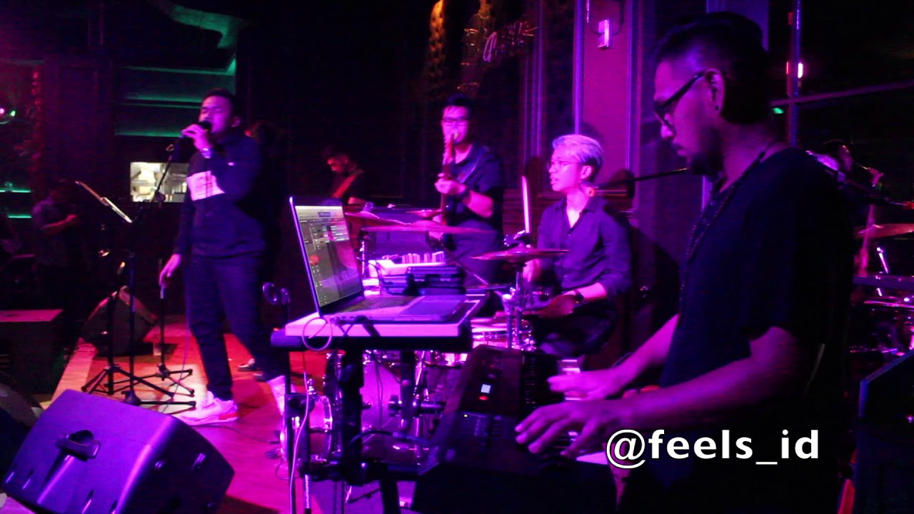 Tentang diriku - Kahitna Cover - YouTube