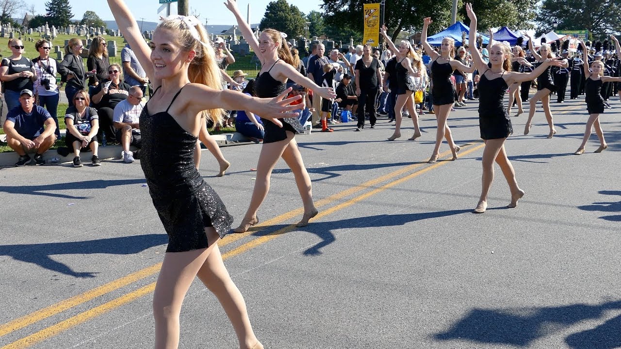 MVAA Cheerleaders and Dancers 2018 in 4k UHD - YouTube