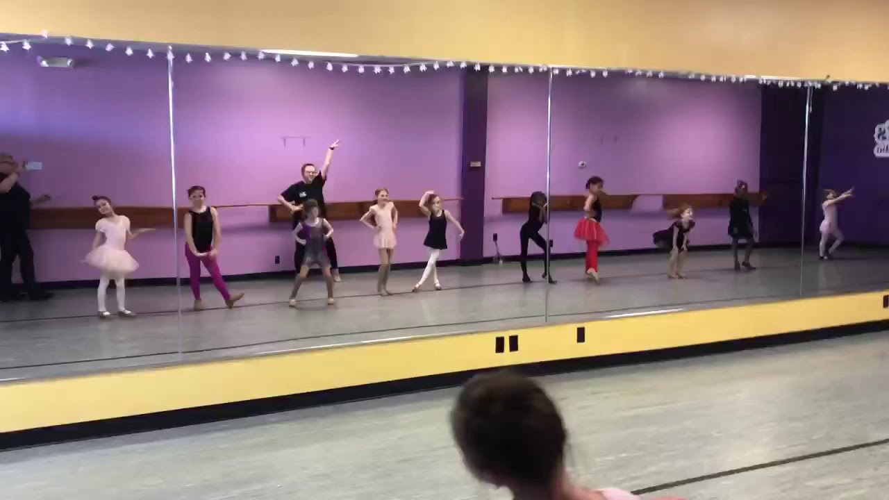 Jump Shout - YouTube