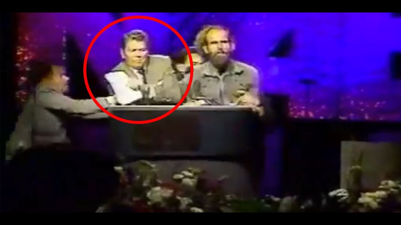 Secret Service Rush Stage To Protect President Ronald Reagan - YouTube