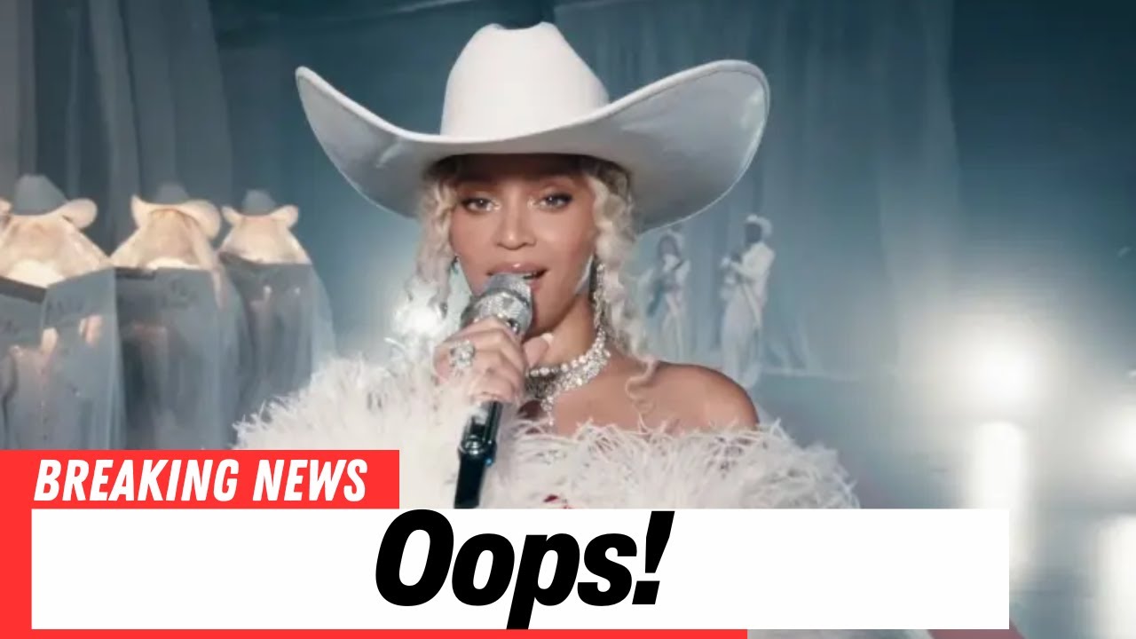 Beyonce faces wardrobe malfunction at NFL Christmas halftime show - YouTube