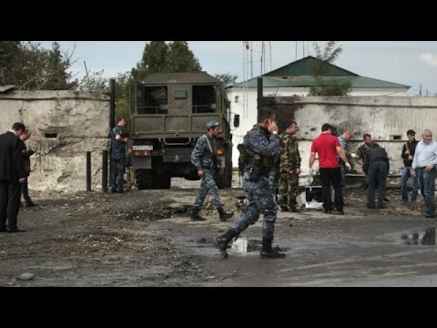 Qroznı: intihar bombardmançı özünü və 5 polis içşisini öldürüb