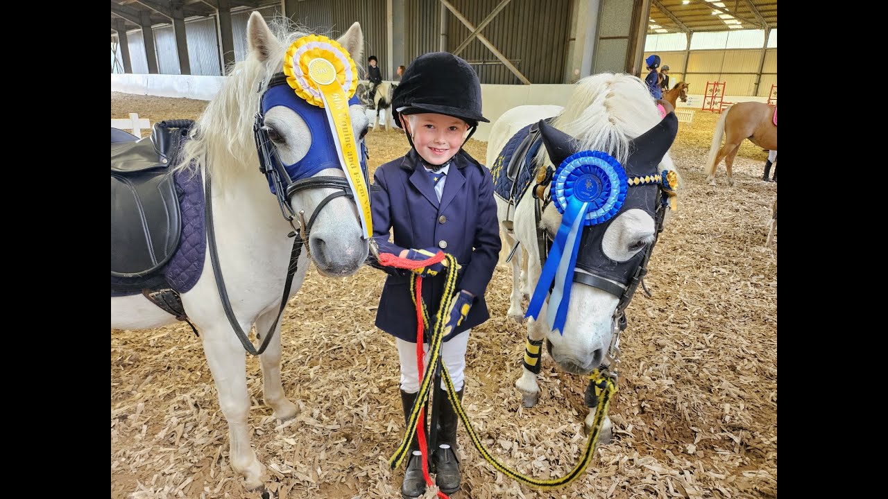 Show jumping my new pony at Solihull Riding Club! - YouTube