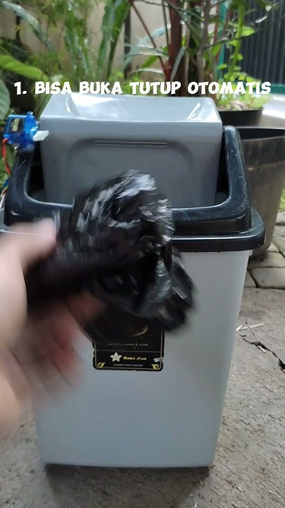 SmartBin Tech, Tempat sampah pintar berbasis Arduino - YouTube