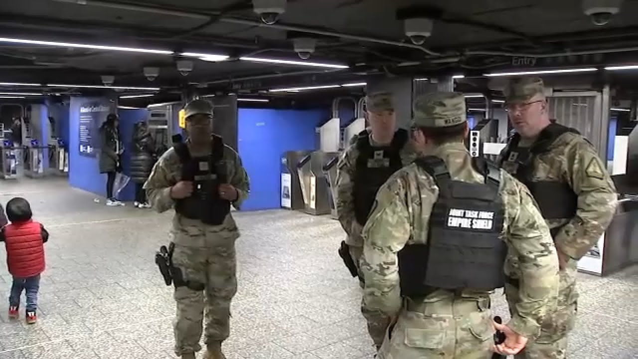Gov. Hochul announces another 250 national guard troops to NYC subways ...