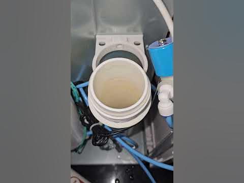 賀眾牌 飲水機 UF-504 RO濾心更換 不專業分享1_因為經銷商放我兩次鴿子，所以我決定自己當實驗品 - YouTube