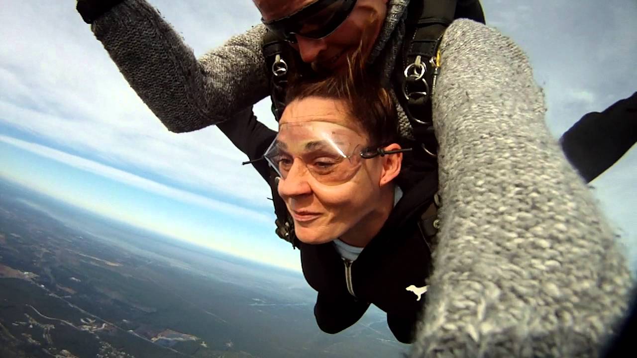 Angel's very first skydive at Skydive Coastal Carolinas - YouTube