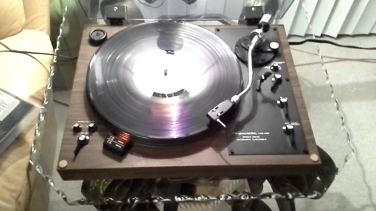 Realistic lab-420 turntable - YouTube