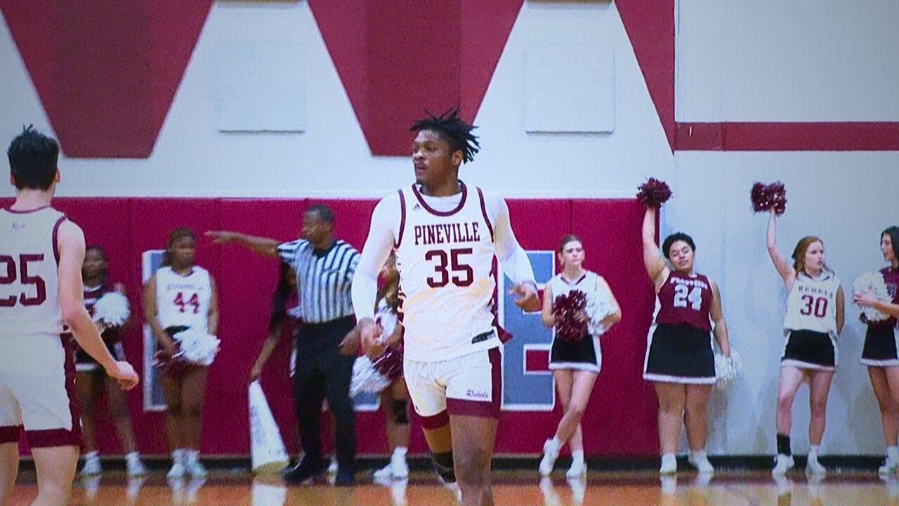 Pineville's Javonte Thomas signs with Angelina College - YouTube