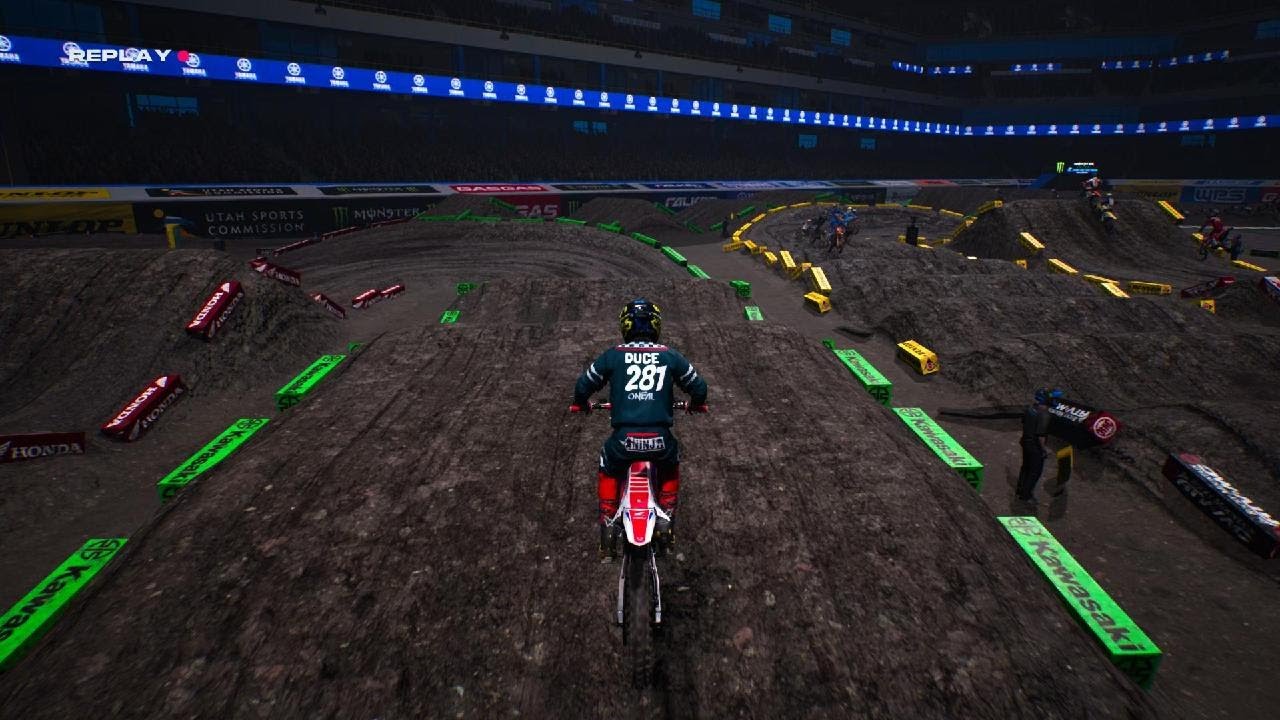 Supercross 6 PS5 first go on Dreamland Custom track - YouTube