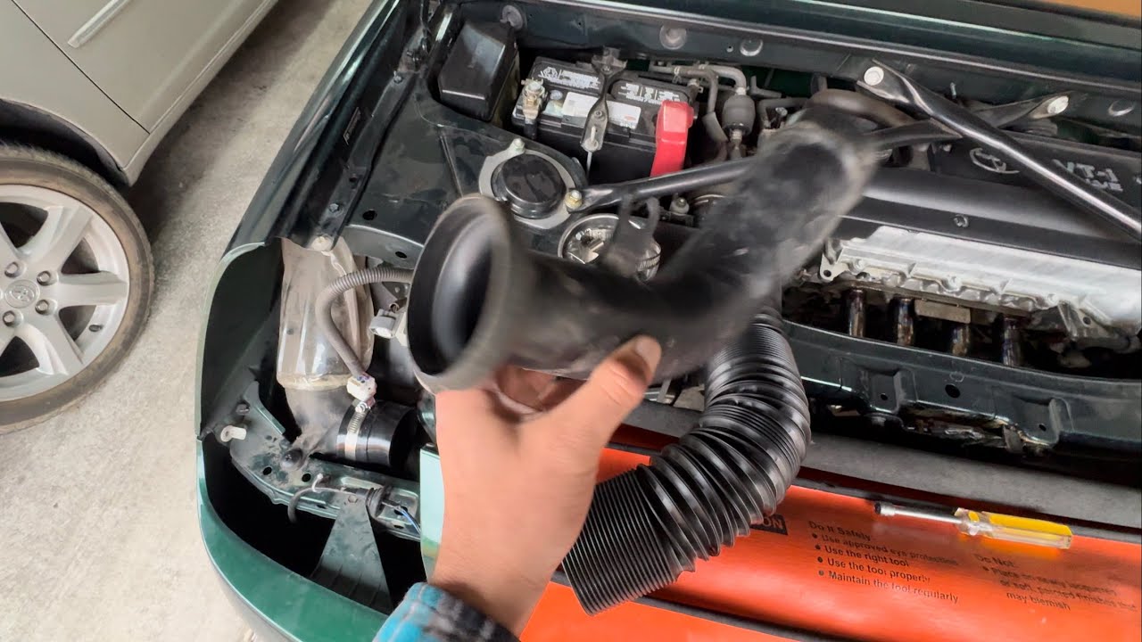 MR2 Spyder Intake Mod - YouTube