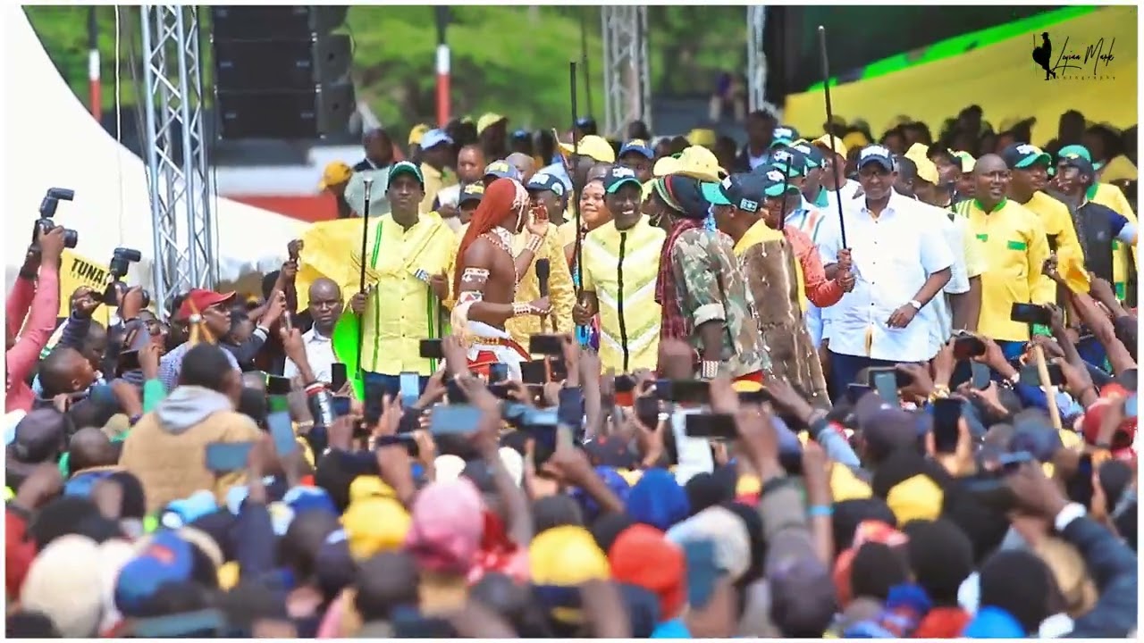 LAISO BOY PERFORMING WITH H.E DP WILLIAM RUTO-NEIKUNARI LWAMBA AT OLE ...